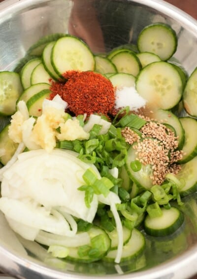 10 Min Korean Cucumber Salad (Oi Muchim) (VIDEO) - CJ Eats Recipes