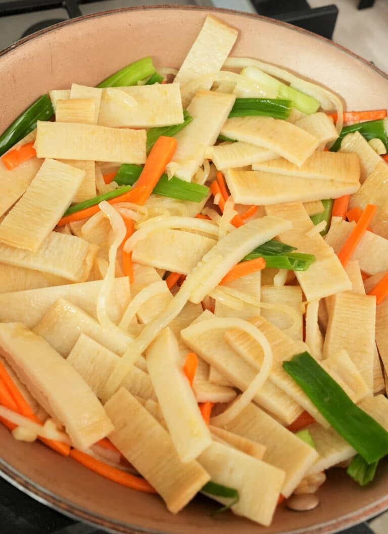 Easy Korean Stir-Fried Fish Cake (Eomuk Bokkeum)(VIDEO) - CJ Eats Recipes