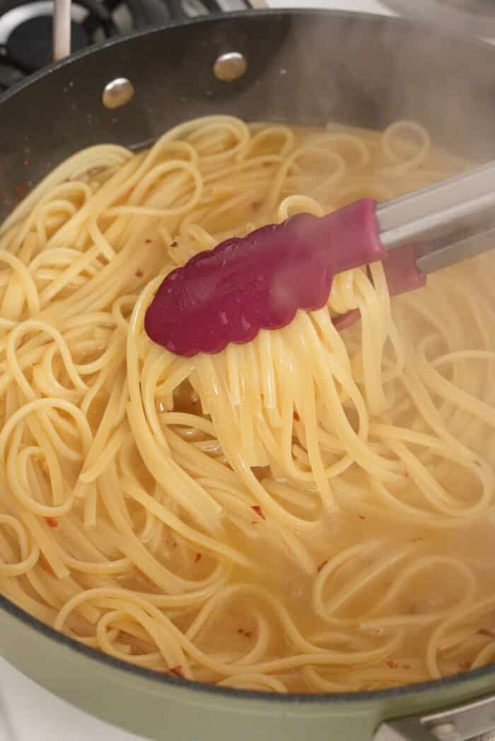 Linguine with Clams in 30 Minutes - Restaurant Quality! (VIDEO) - CJ ...