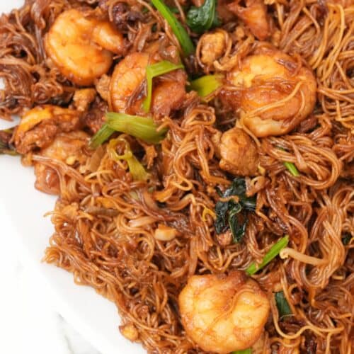 Bihun Goreng (Video) - CJ Eats Recipes