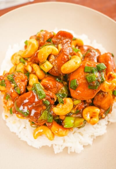 Cashew Chicken - Takeout Style (VIDEO) - CJ Eats Recipes