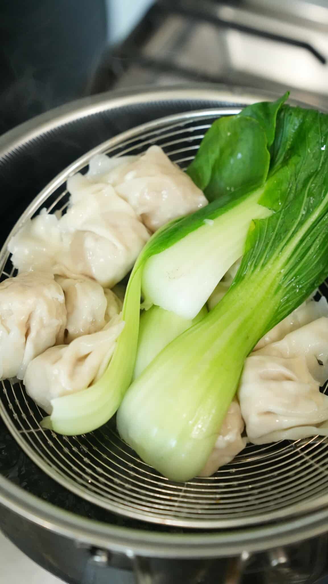 10 Minute Wonton Soup - SO EASY! (VIDEO) - CJ Eats Recipes