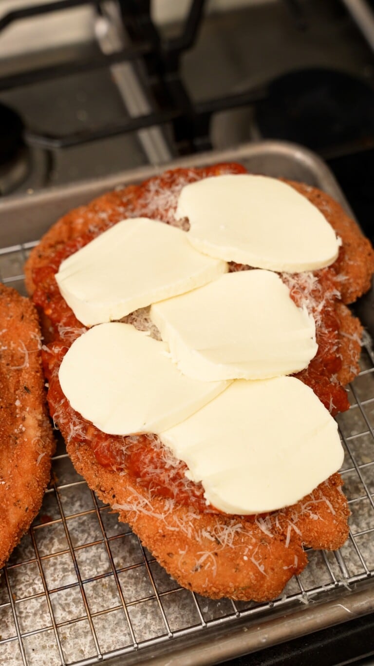 Best Chicken Parmesan (Super Easy + Crispy) (VIDEO) - CJ Eats Recipes