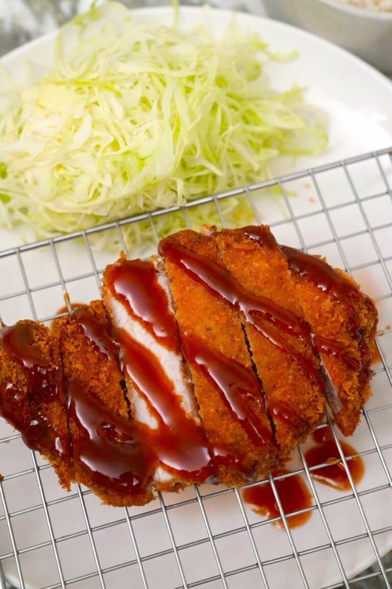 Pork Katsu - Super Crispy! (VIDEO) - CJ Eats Recipes