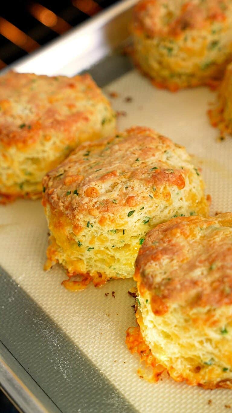 Homemade Cheddar Biscuits (SUPER FLAKEY!) - CJ Eats Recipes