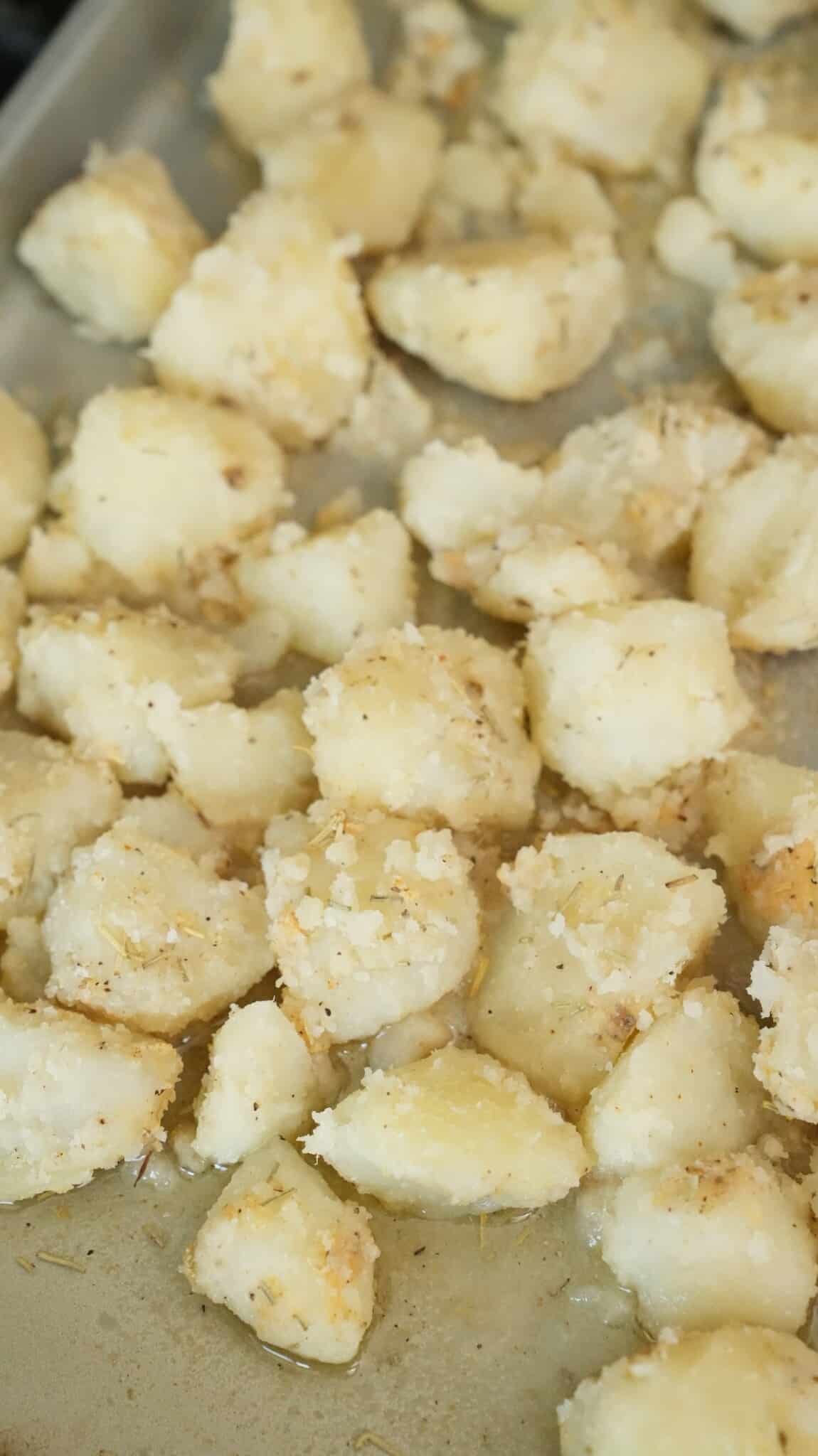 Perfect Roasted Potatoes (EXTRA CRISPY) (VIDEO) - CJ Eats Recipes