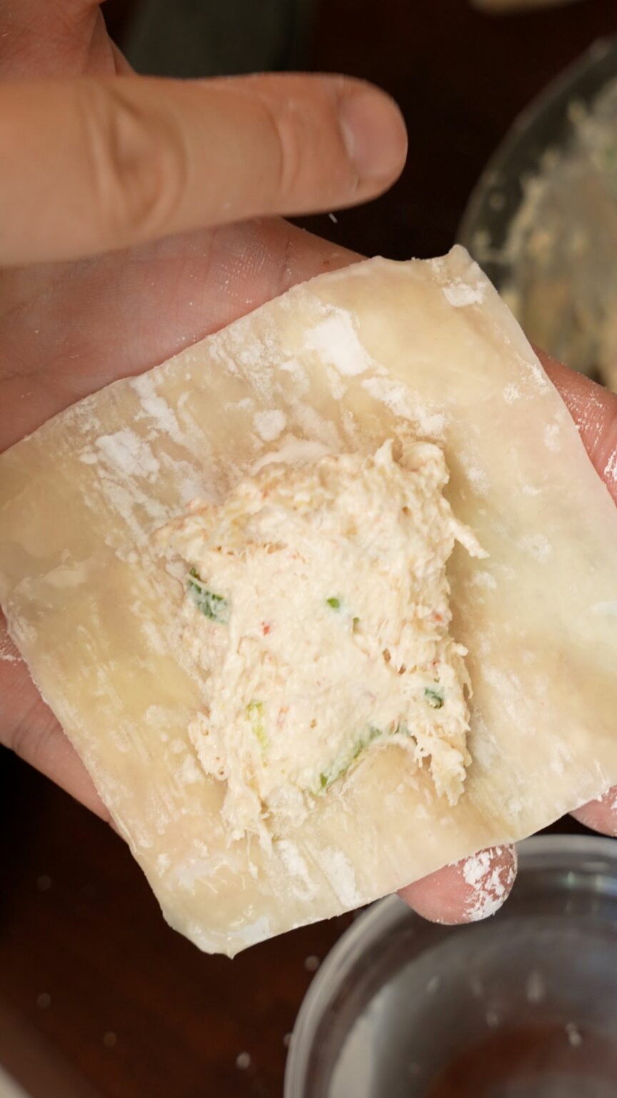 Easy Crab Rangoons - Take Out Favorite! (VIDEO) - CJ Eats Recipes