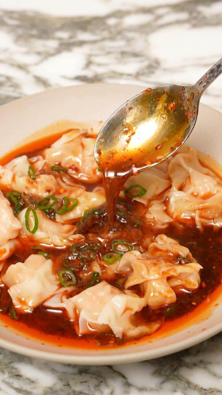 Din Tai Fung Spicy Wonton Sauce (Copycat) (VIDEO) - CJ Eats Recipes