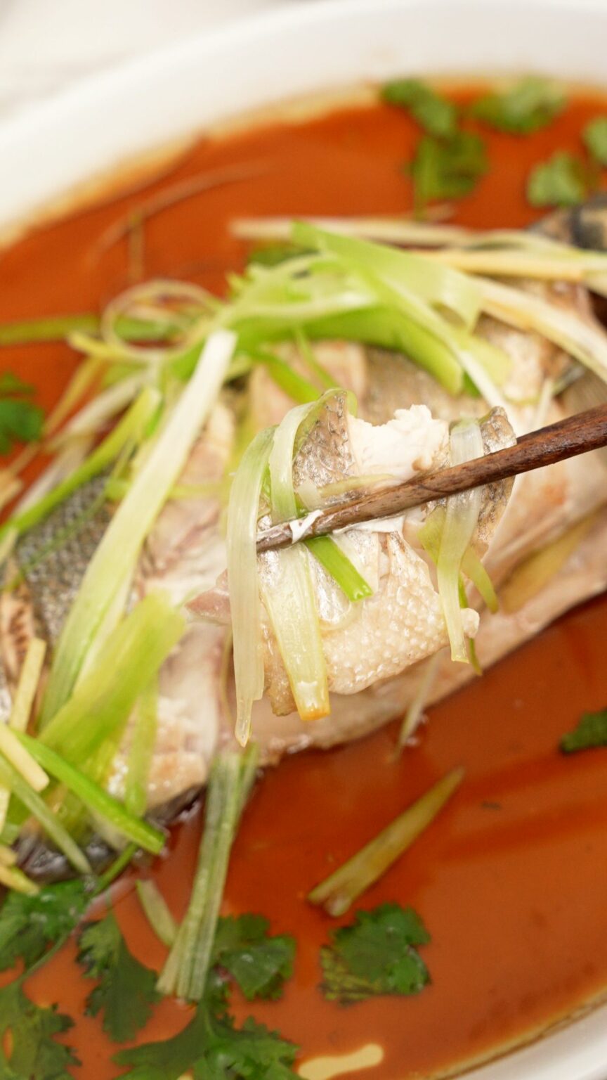 Chinese Sizzling Oil Steamed Fish (VIDEO)