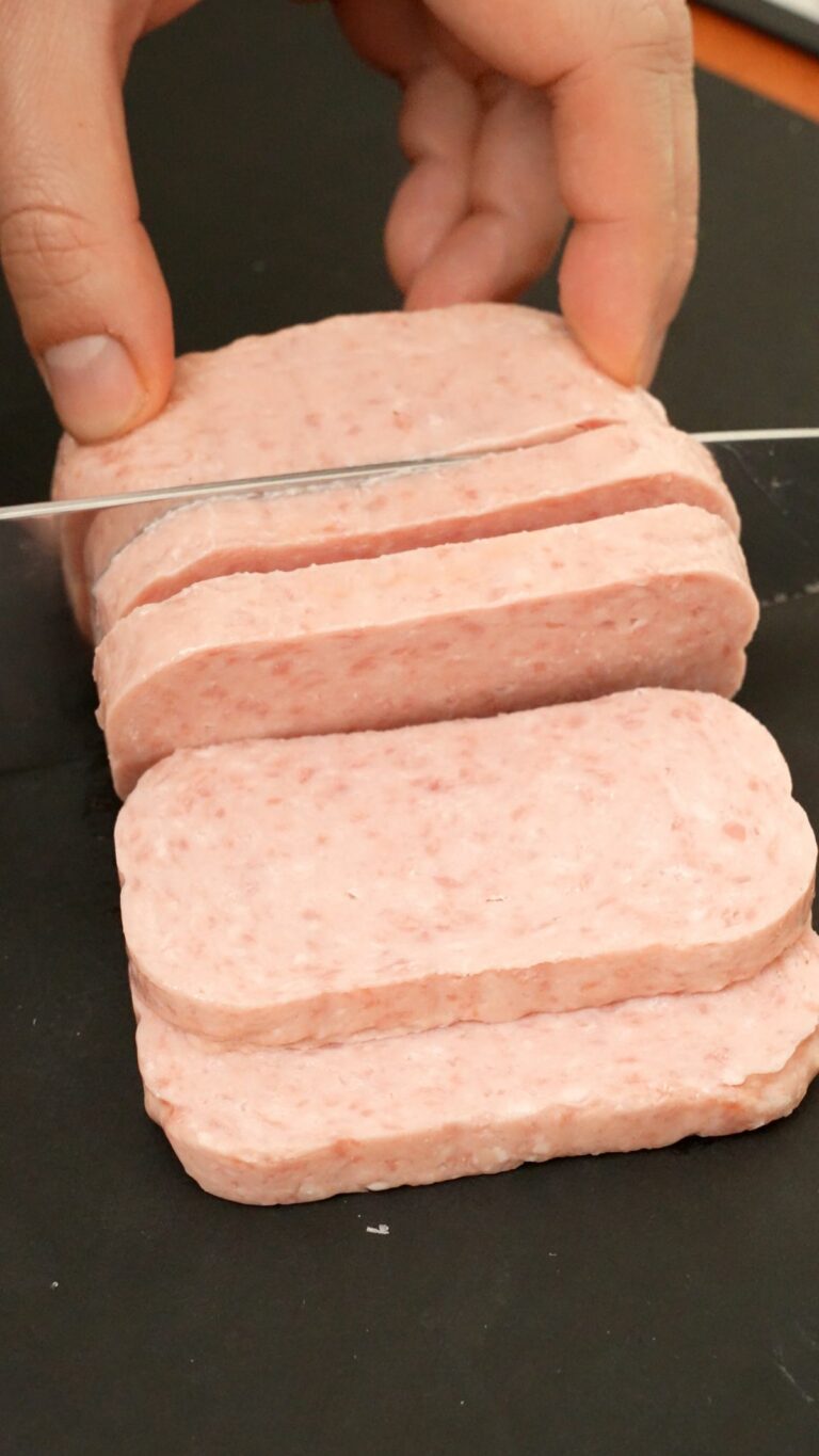 Easy Spam Musubi (VIDEO) - CJ Eats Recipes